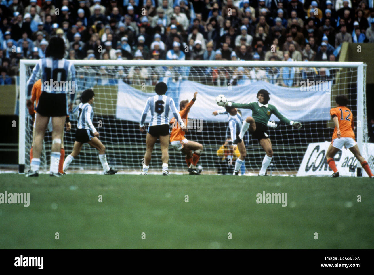 Soccer - World Cup Argentina 78 - Final - Argentina v Holland - Estadio ...