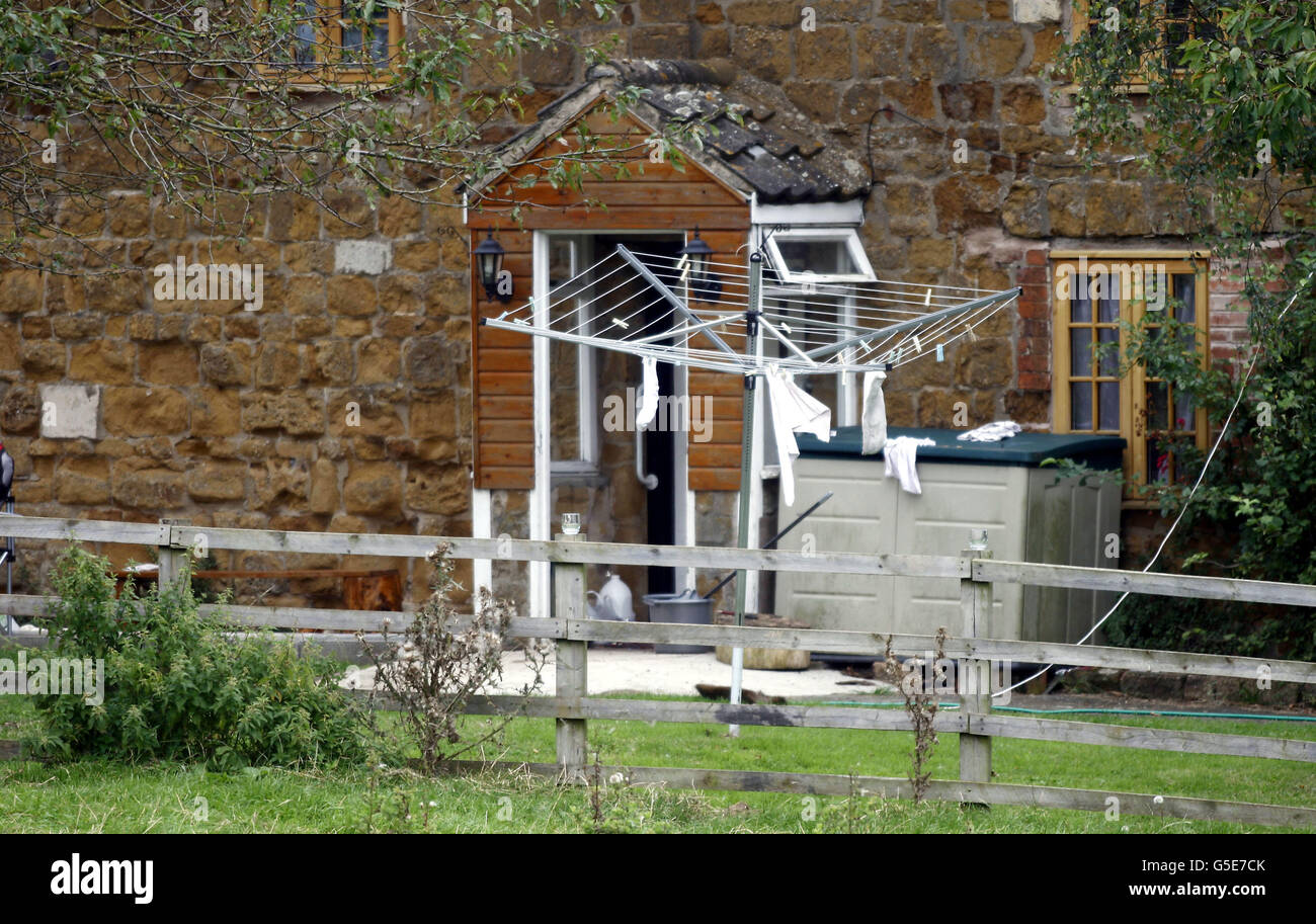 Defend shooting home hi-res stock photography and images - Alamy