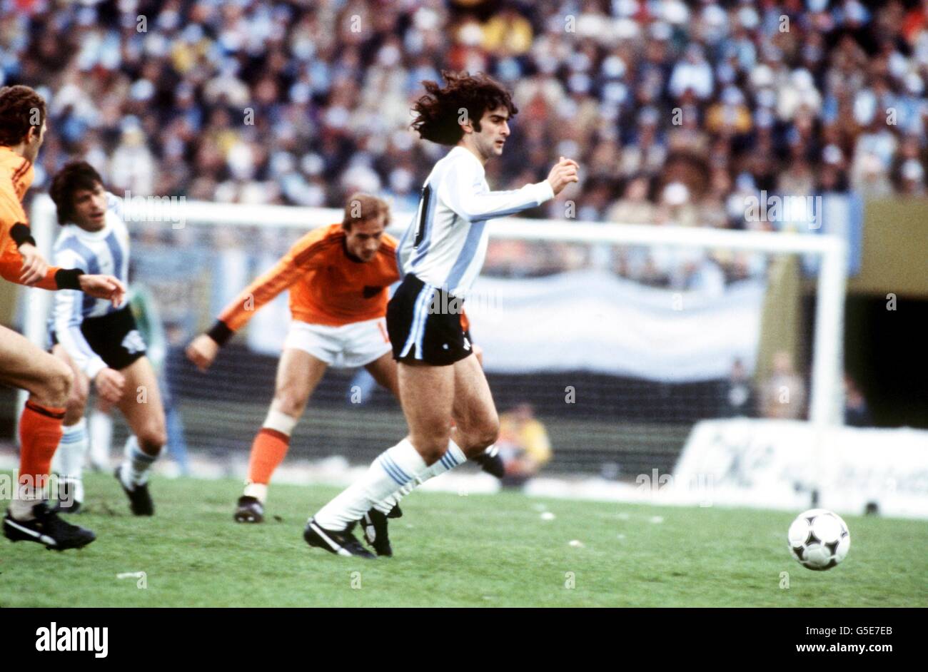Soccer - World Cup Argentina 78 - Final - Argentina v Holland - Estadio ...