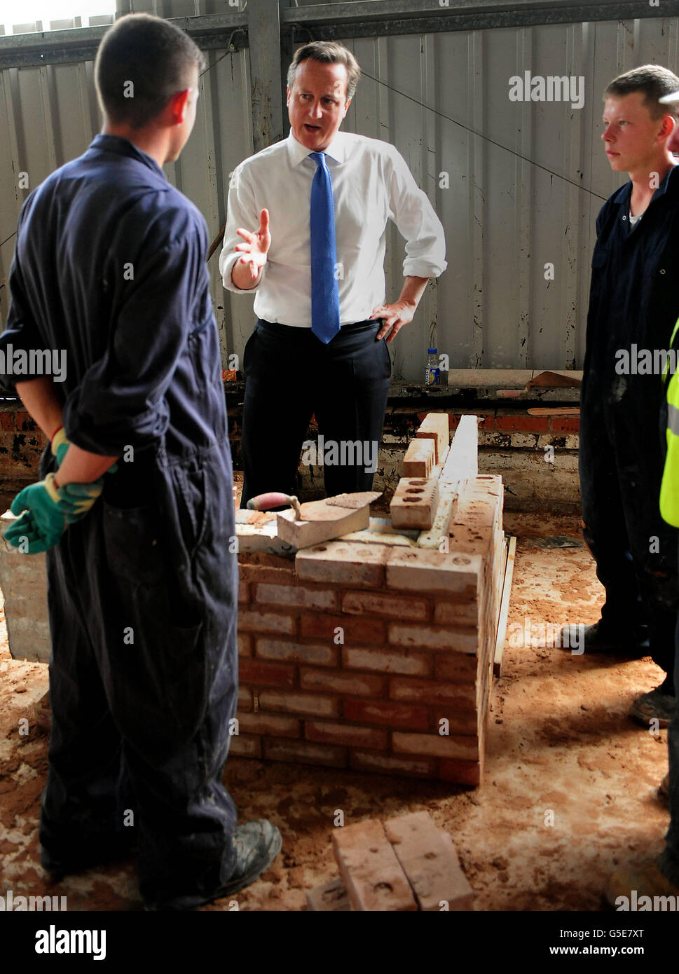 Government planning announcement hi-res stock photography and images ...