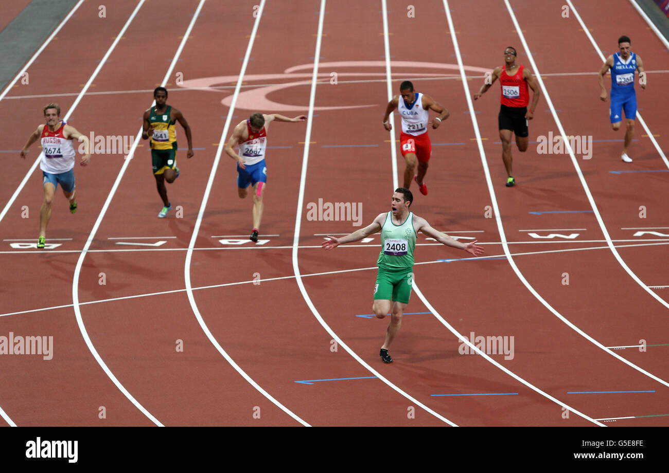 Ireland's Jason Smyth celebrates winning the Gold medal in the Men's ...