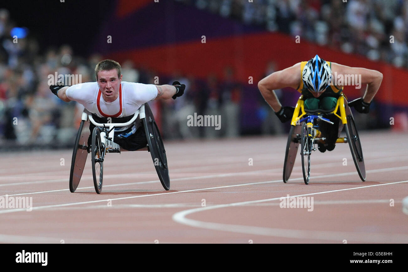 Great Britain's Mickey Bushell (left) in action during the Men's 200m ...