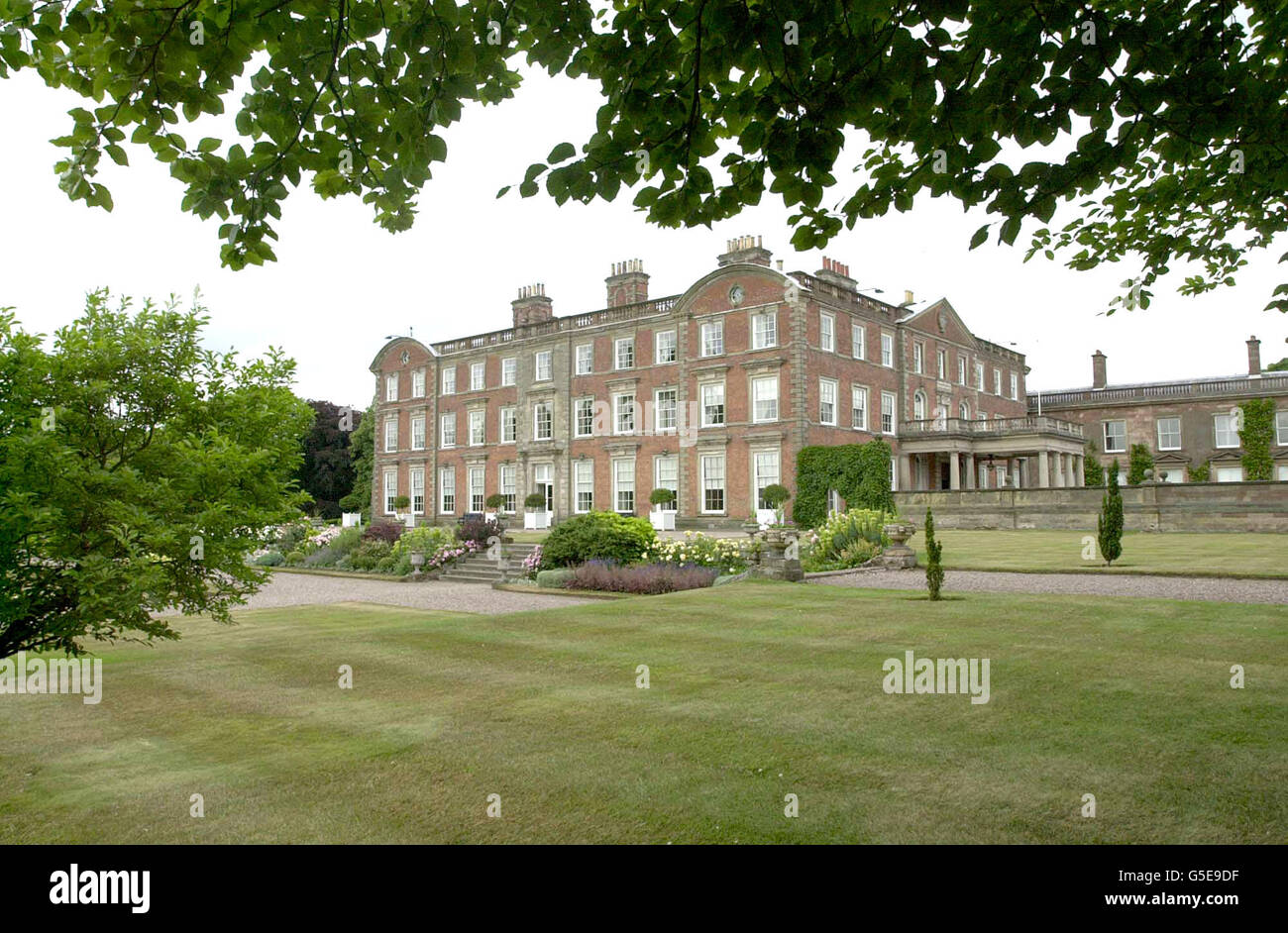 Advance northern ireland peace process hi-res stock photography and ...