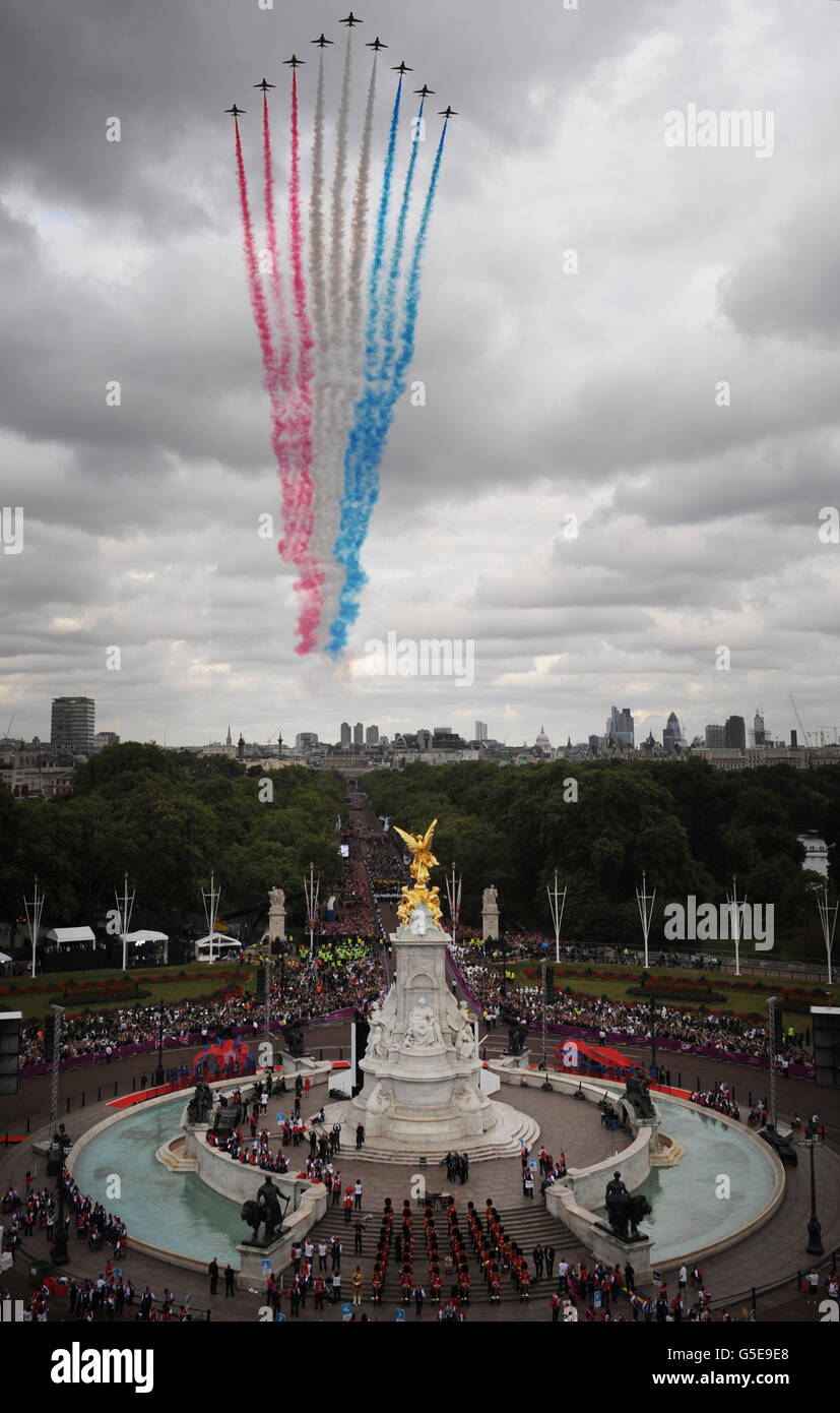 London Olympic Games - Athletes Victory Parade Stock Photo - Alamy