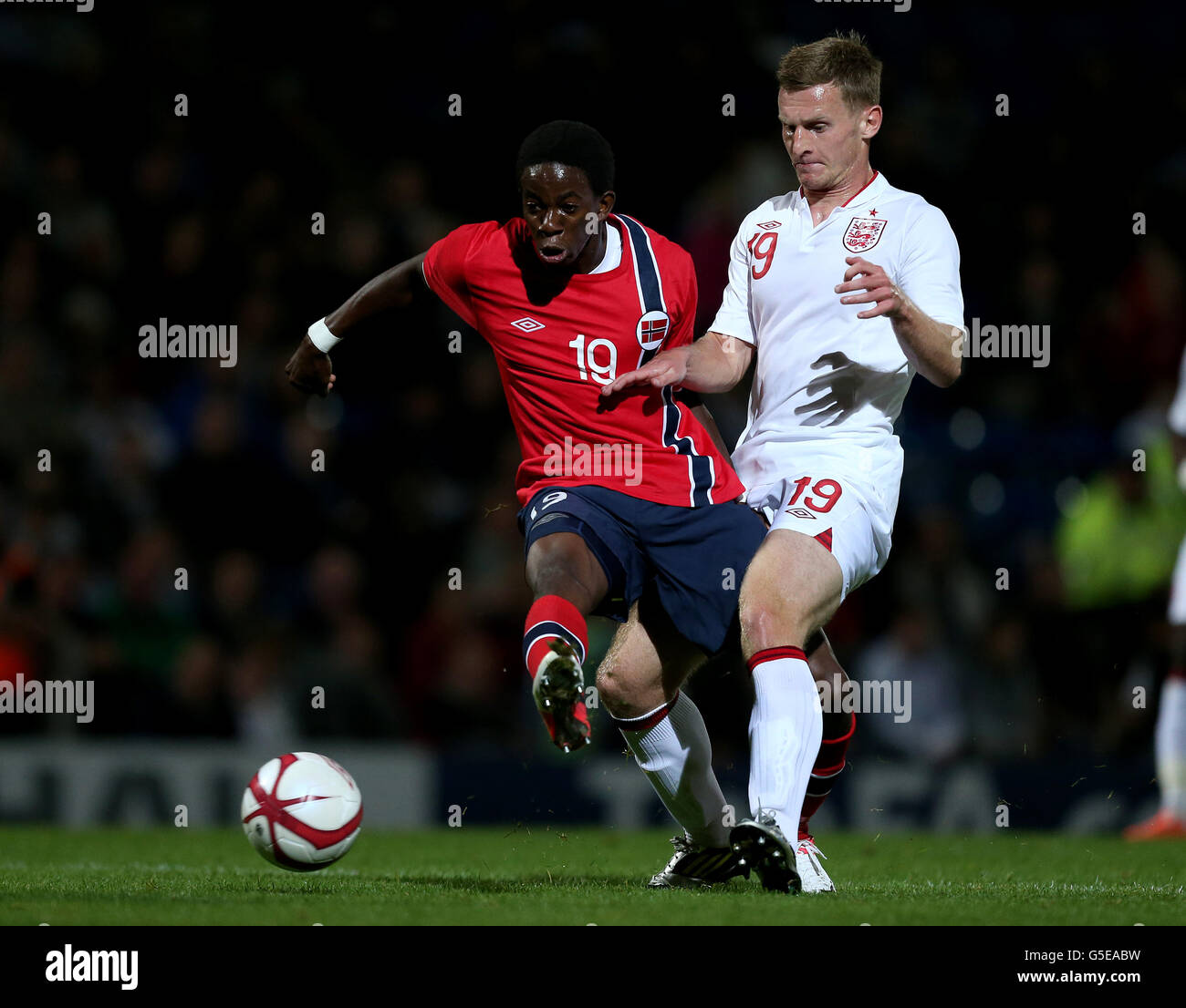 Soccer - UEFA European Under 21 Championship - Group Eight - England v ...