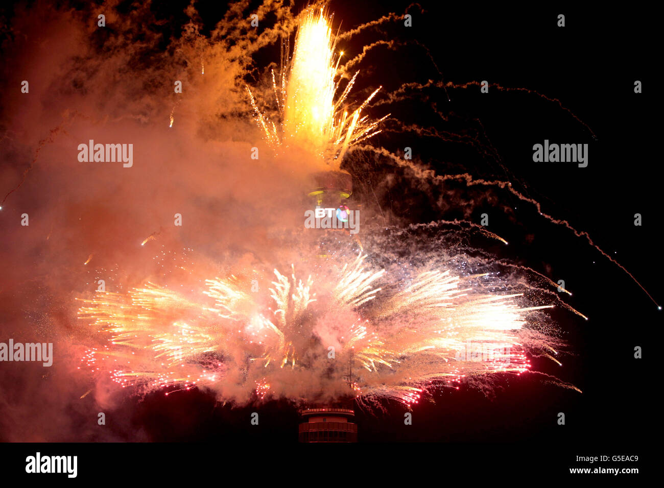 Bt tower fireworks hi-res stock photography and images - Alamy