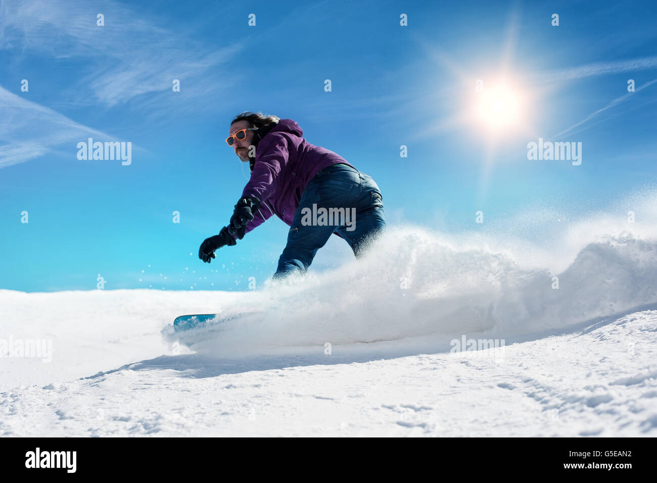 Snowboarder in steep slope hi-res stock photography and images - Alamy