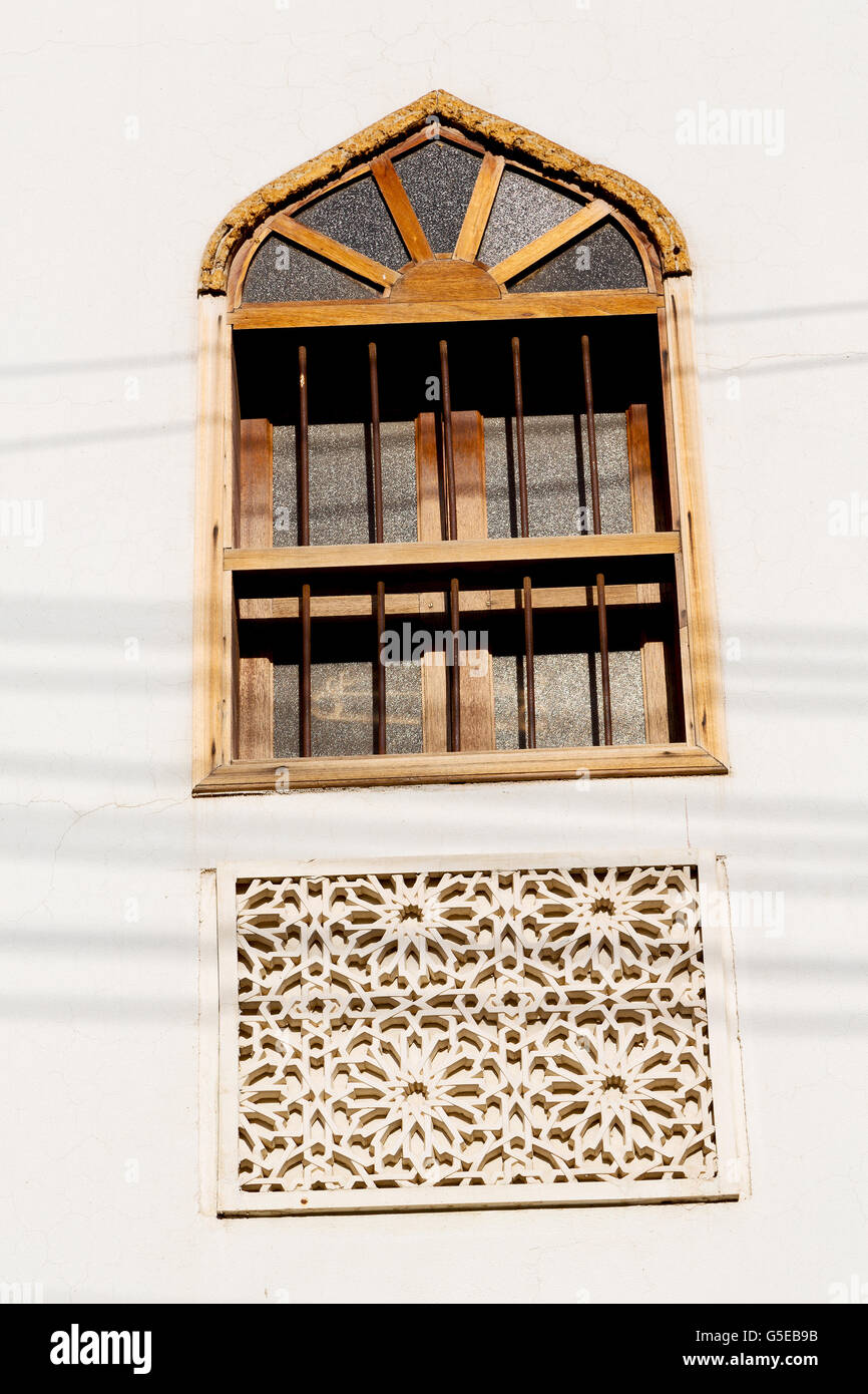 in oman the old ornate window for the mosque Stock Photo - Alamy