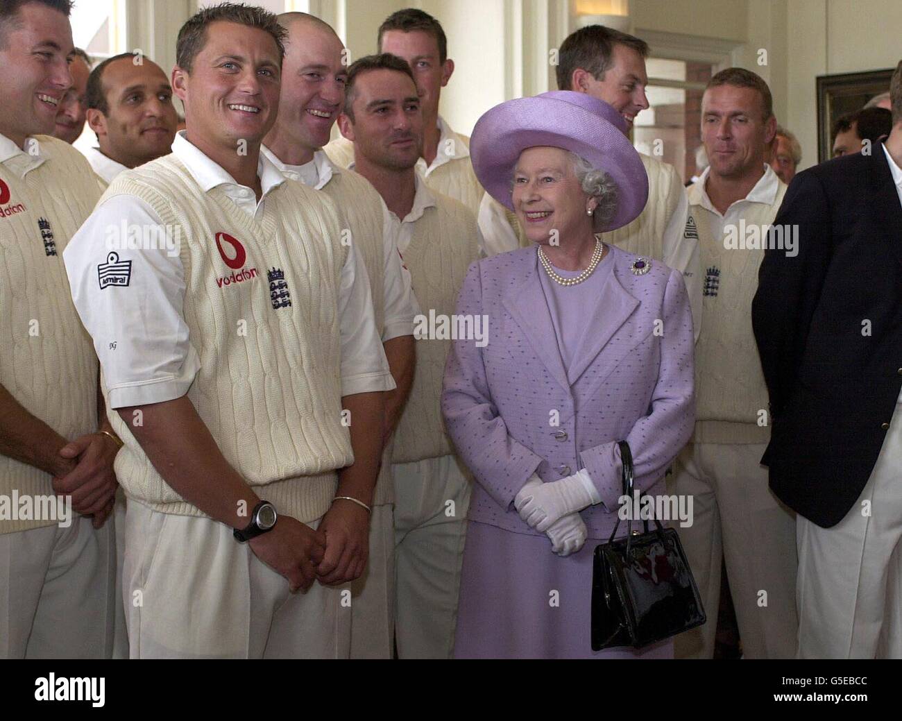 Queen elizabeth ii meets the england cricket team at lords hi-res stock ...