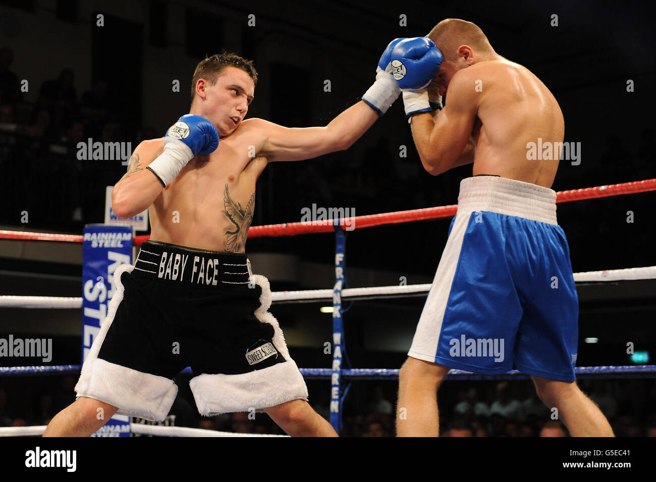 10074 boxing london hi-res stock photography and images - Alamy