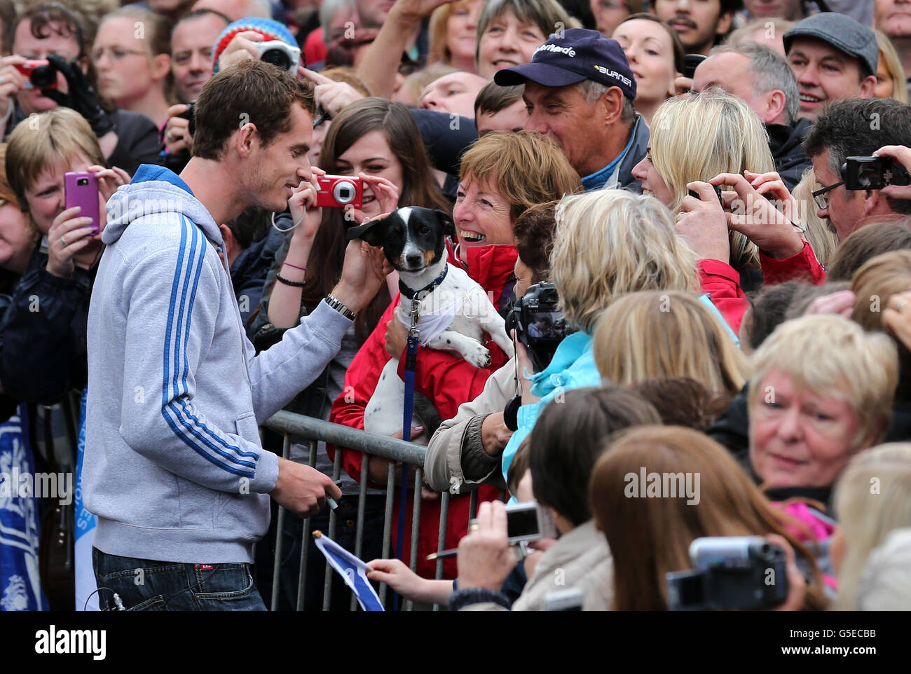 Andy Murray's Dunblane celebration Stock Photo - Alamy