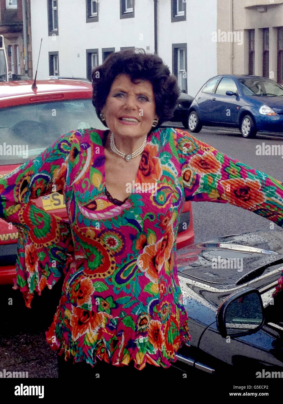 Eunice gayson dr. no hi-res stock photography and images - Alamy
