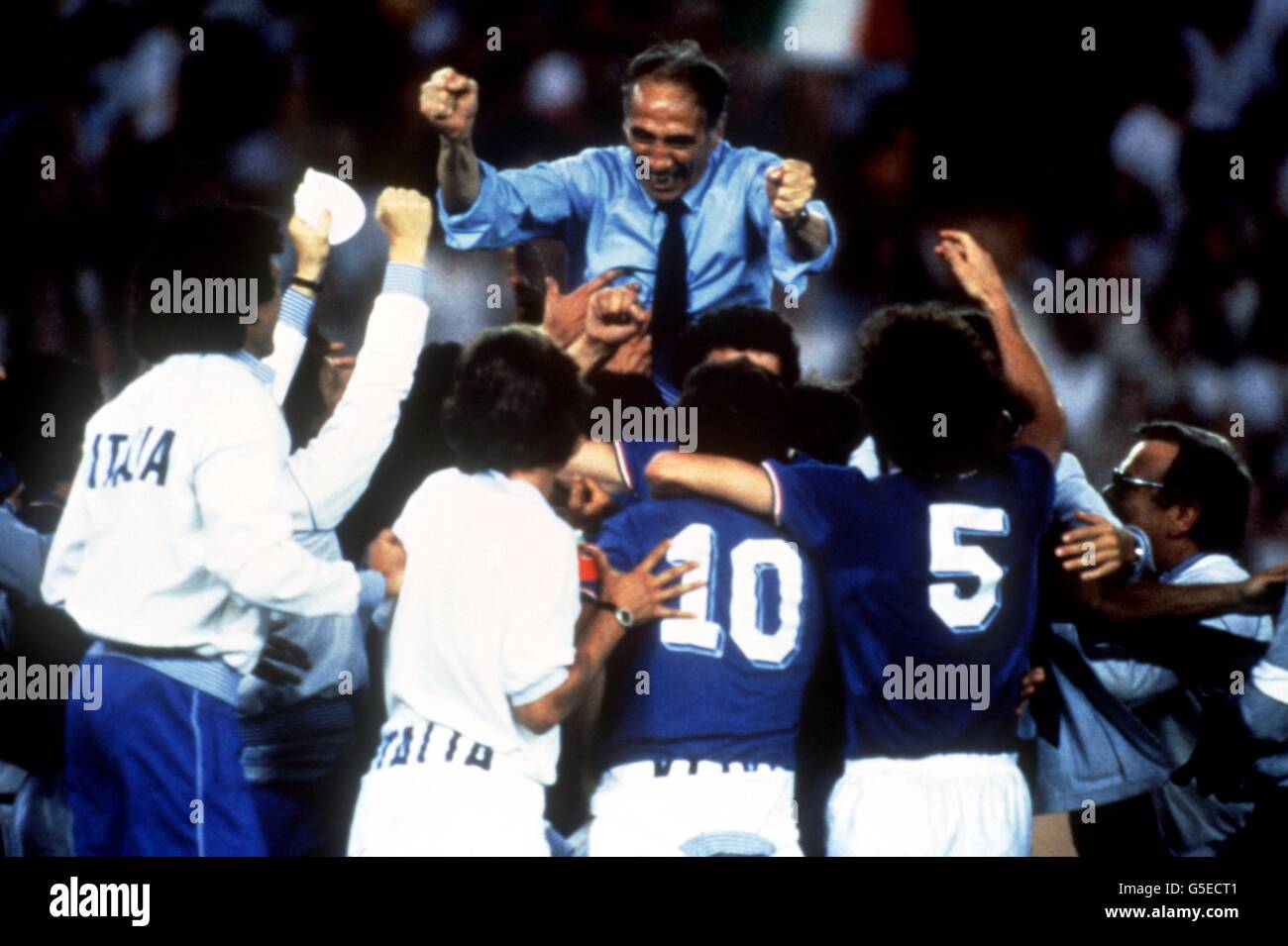 Soccer - FIFA World Cup Final 1982 - Italy v West Germany - Santiago ...