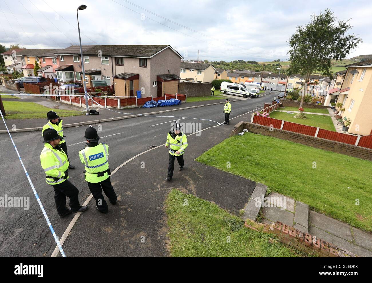 Hattersley estate hi-res stock photography and images - Alamy