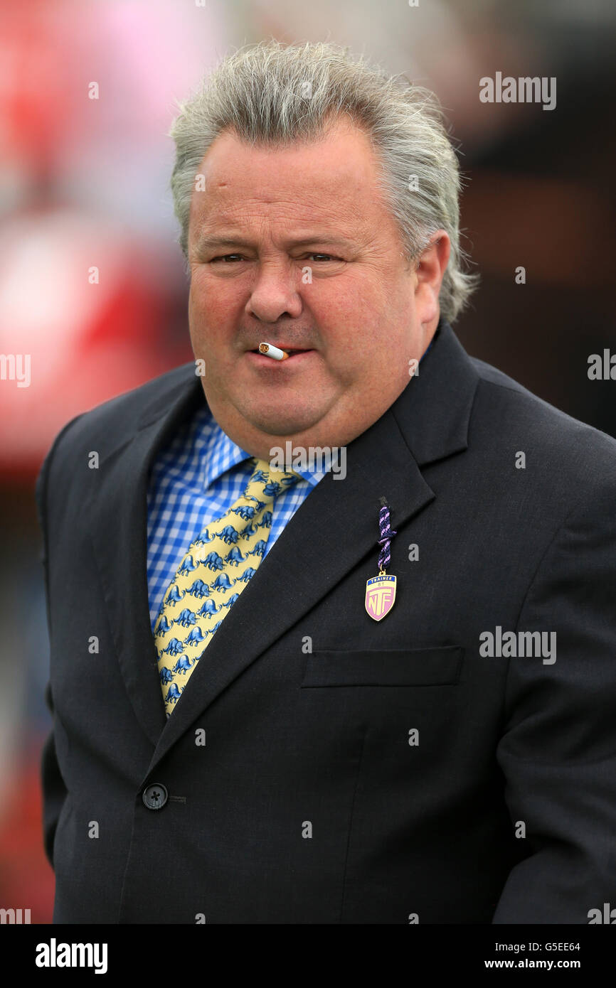 Peter chapple hyam hi-res stock photography and images - Alamy