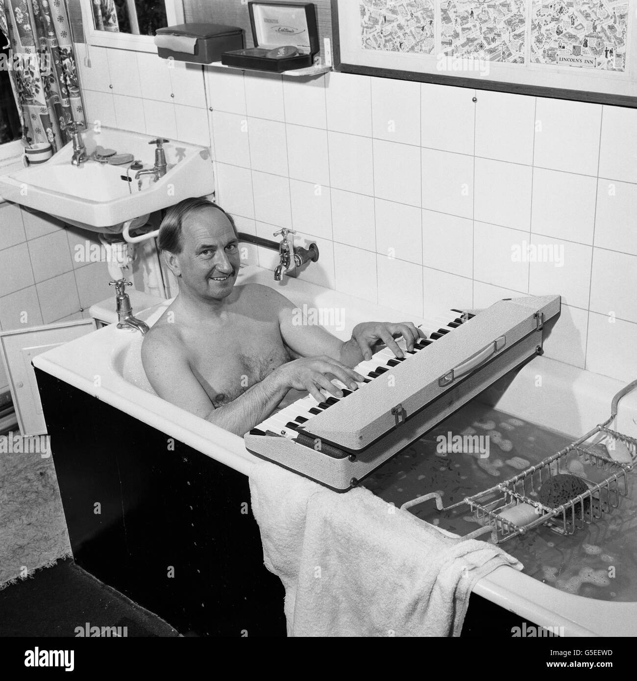 Concert using Black and White Stock Photos & Images - Alamy