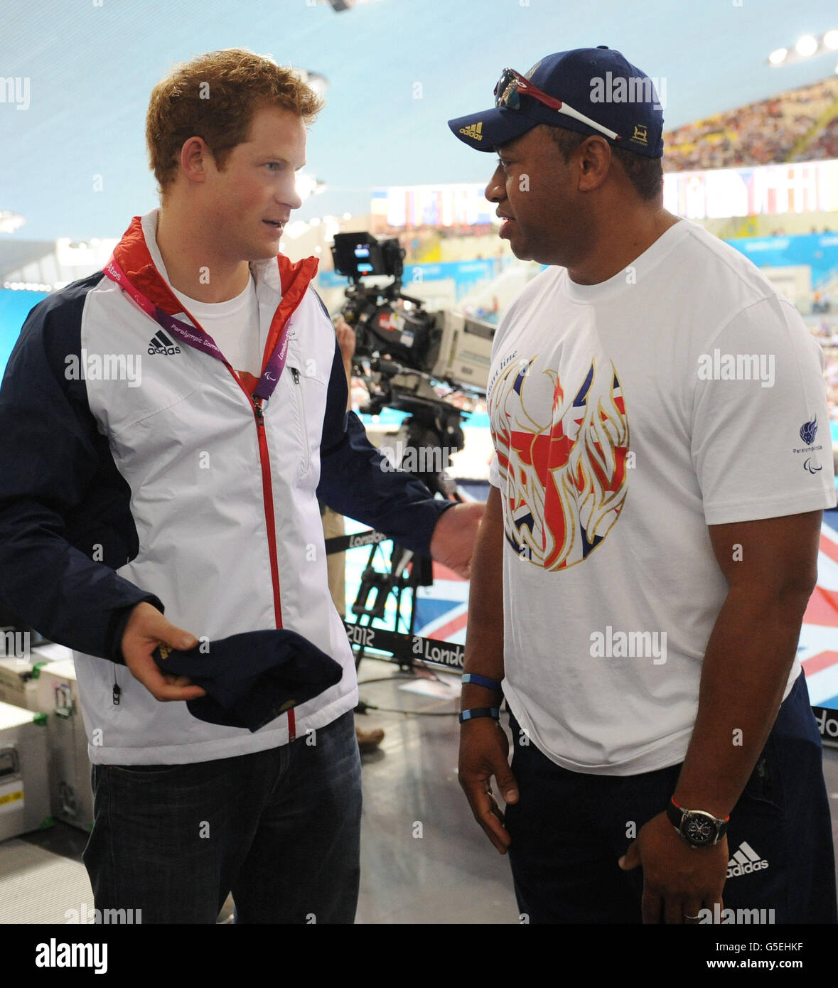 Prince Harry meets former soldier and Paralympic athlete Derek ...