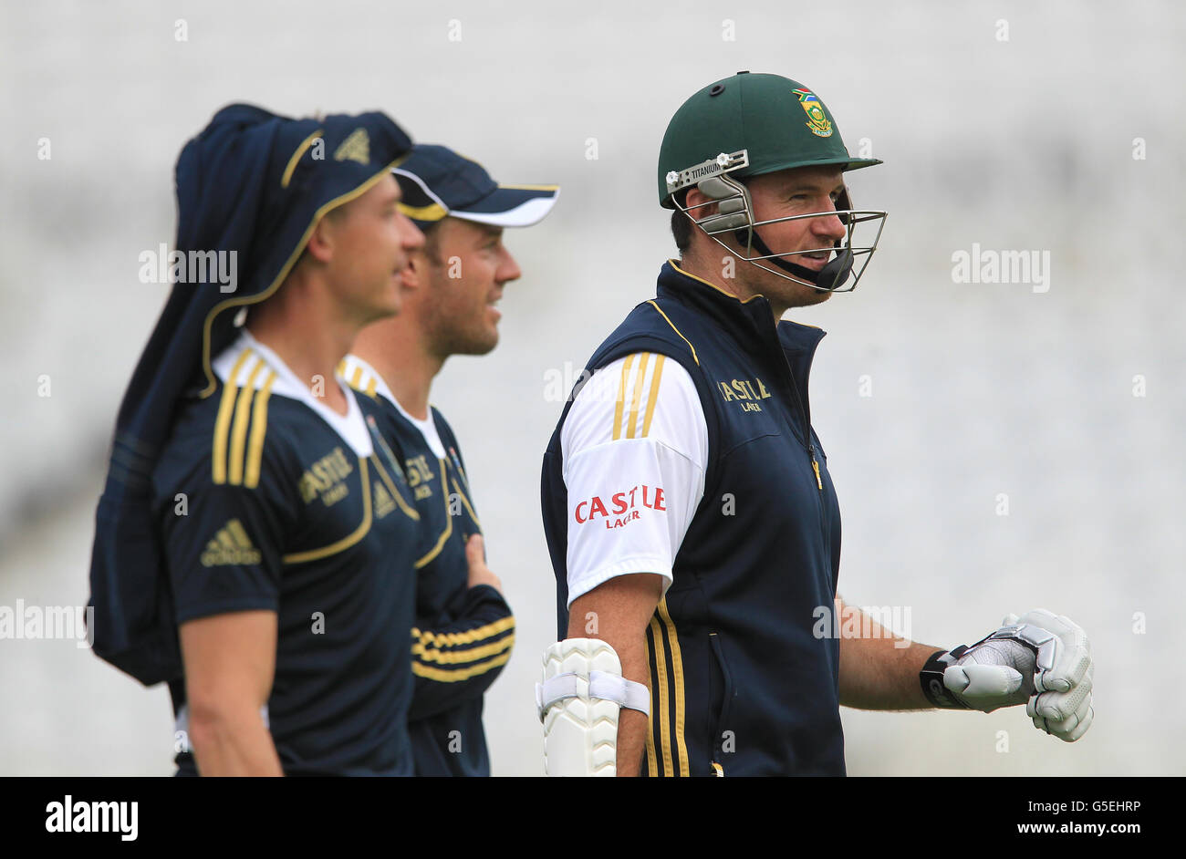 South africas left right dale steyn hi-res stock photography and images ...