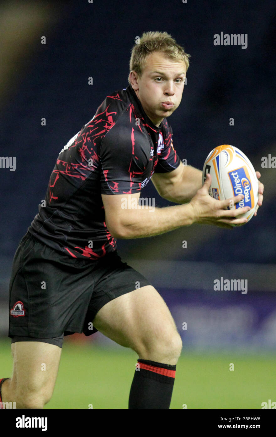 Edinburghs greig tonks in action hi-res stock photography and images ...