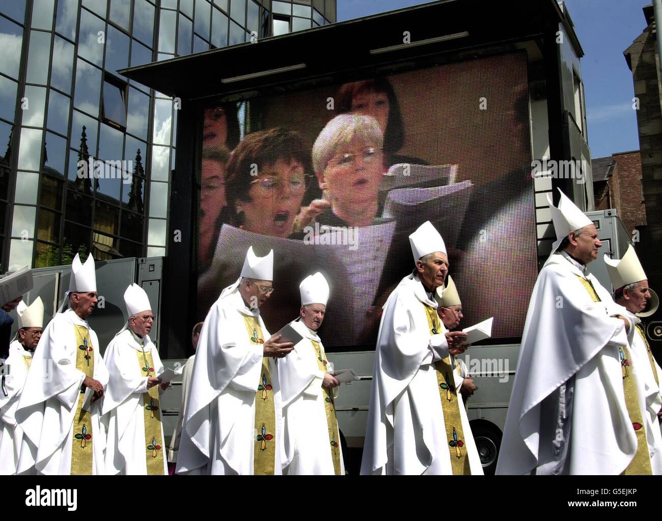 Cardinal Winning Funeral Stock Photo - Alamy