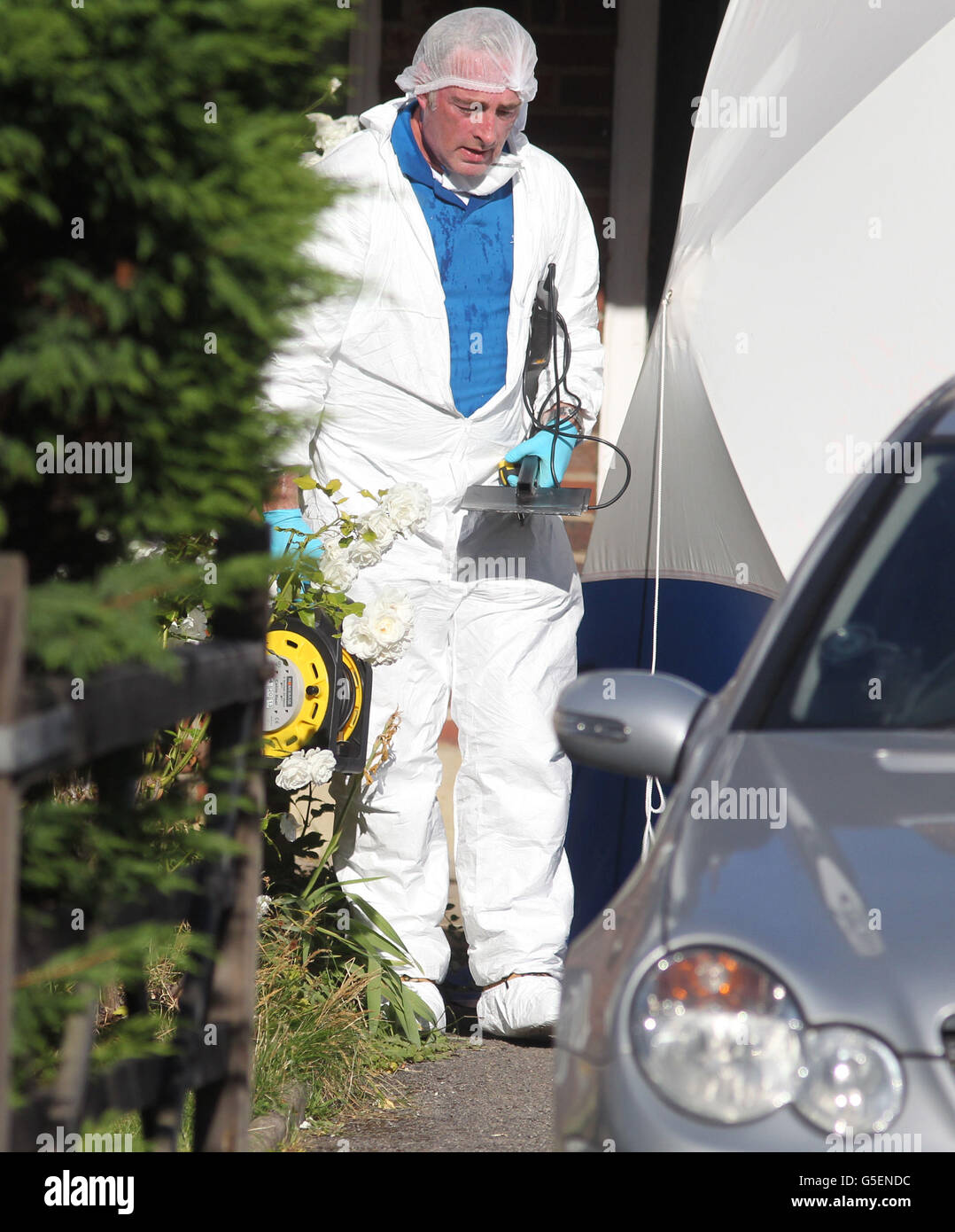 A british scenes crime officer soco home french shooting victim hi-res ...
