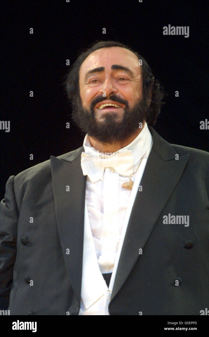 London Pavarotti concert Stock Photo - Alamy