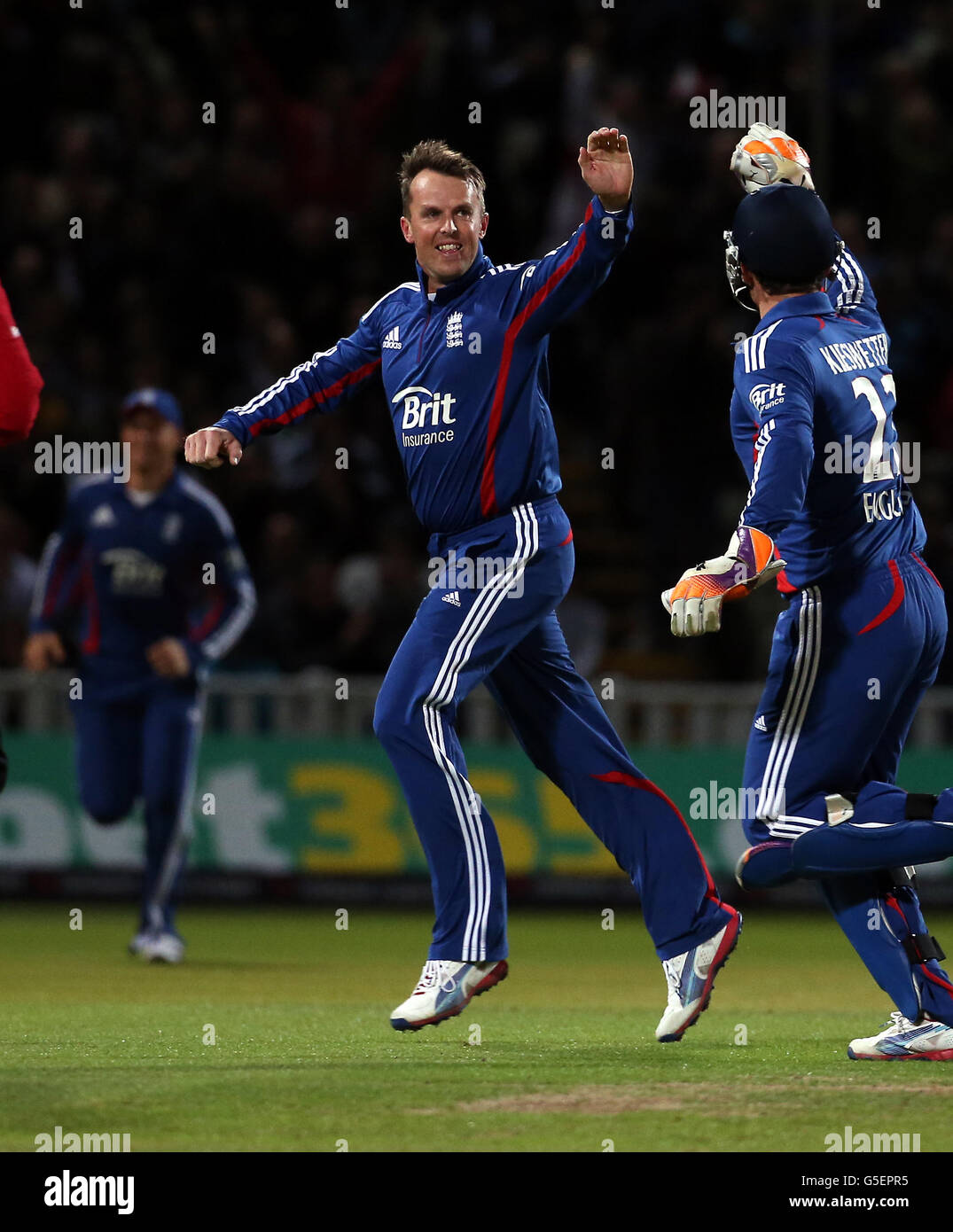England's Graeme Swann celebrates capturing the wicket of South Africa ...