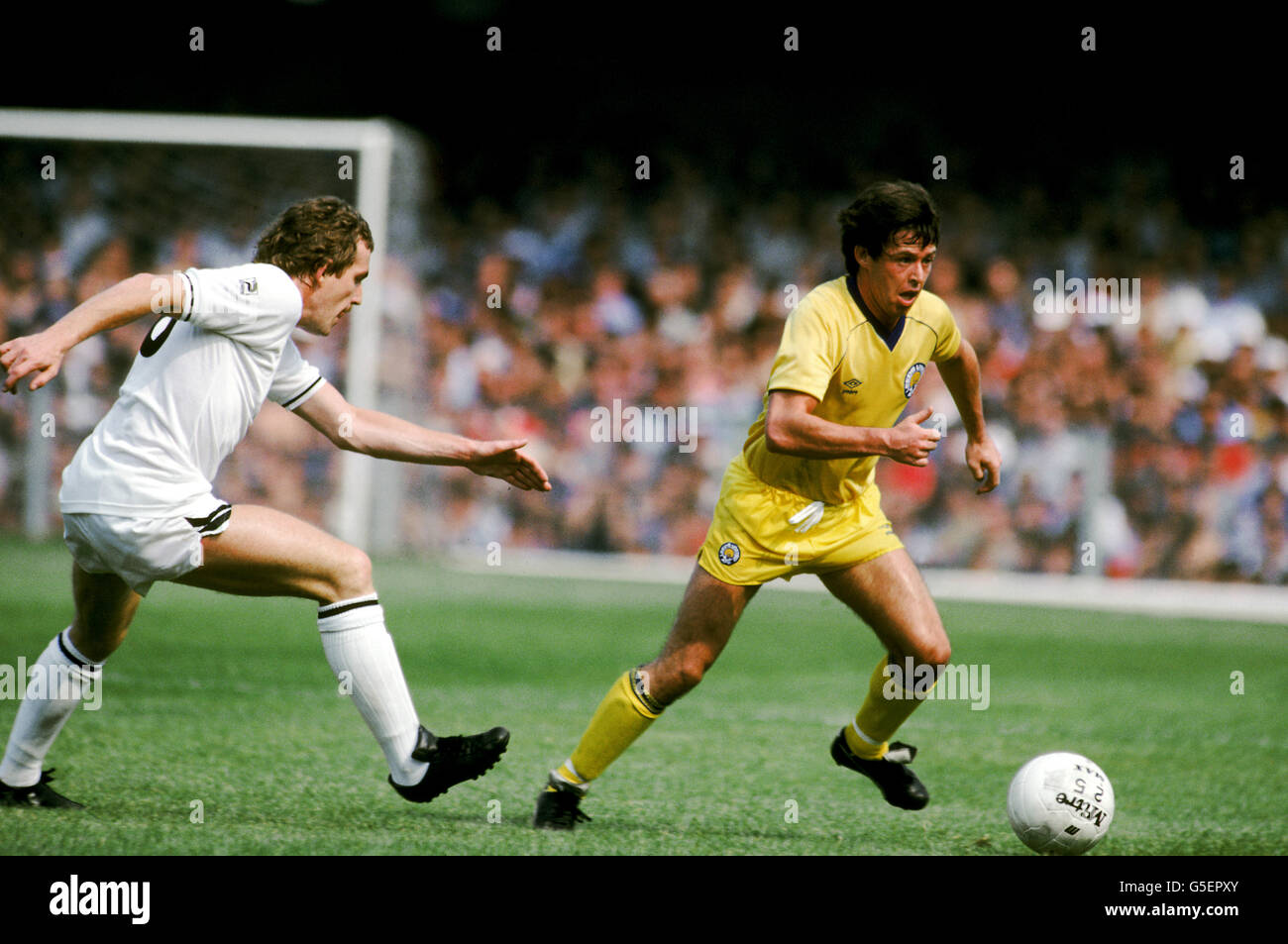 Brian flynn leeds hi-res stock photography and images - Alamy