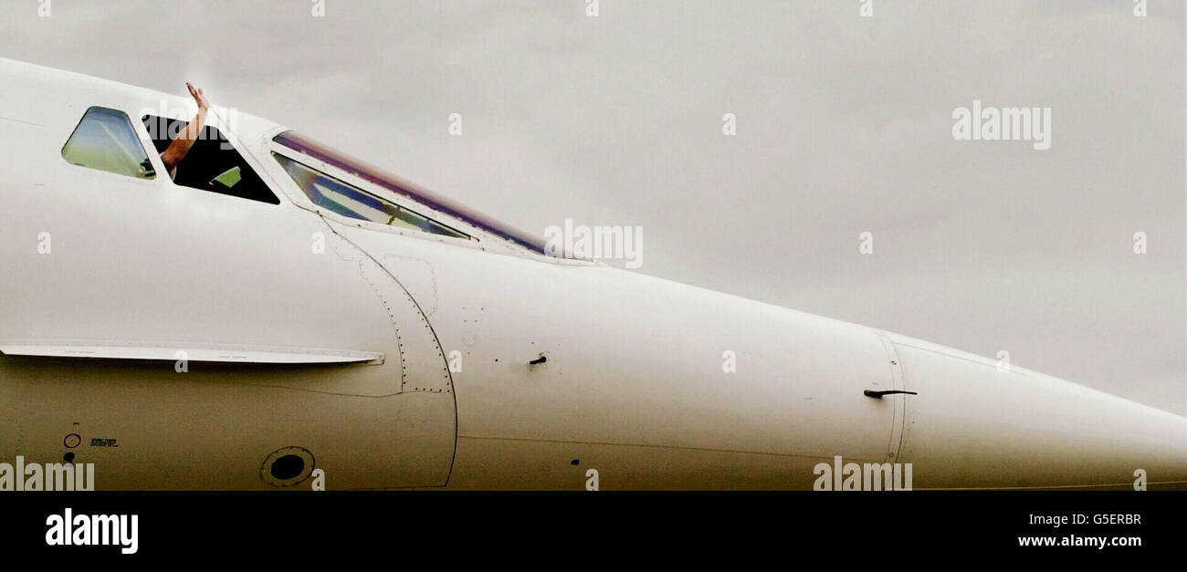 Concorde test flight Stock Photo - Alamy