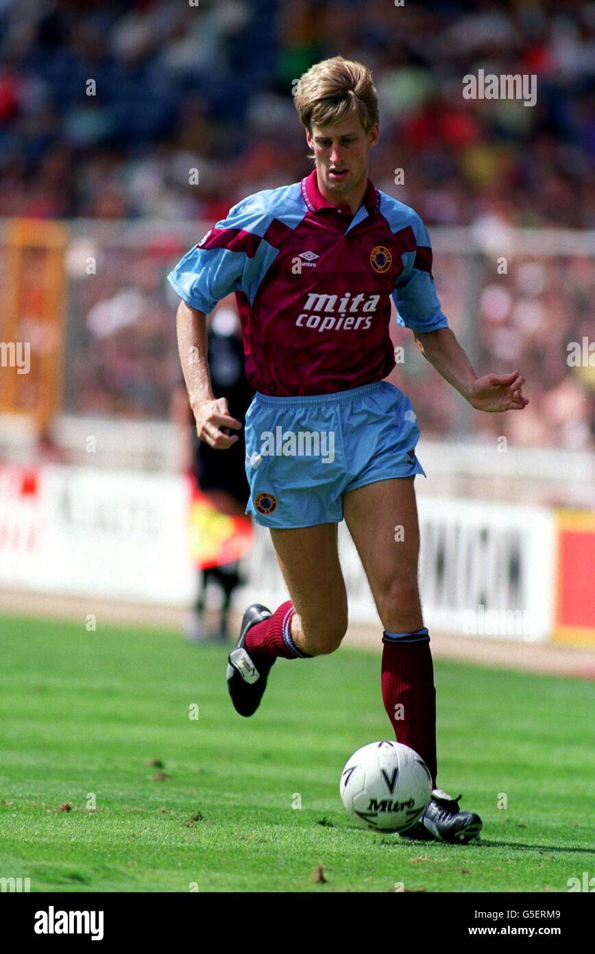 Ian ormondroyd villa hi-res stock photography and images - Alamy