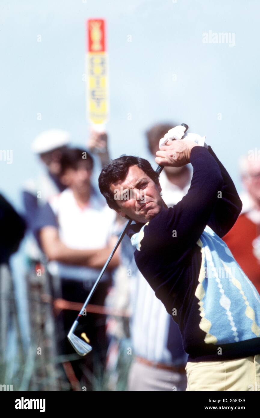 Bernard gallacher hi-res stock photography and images - Alamy