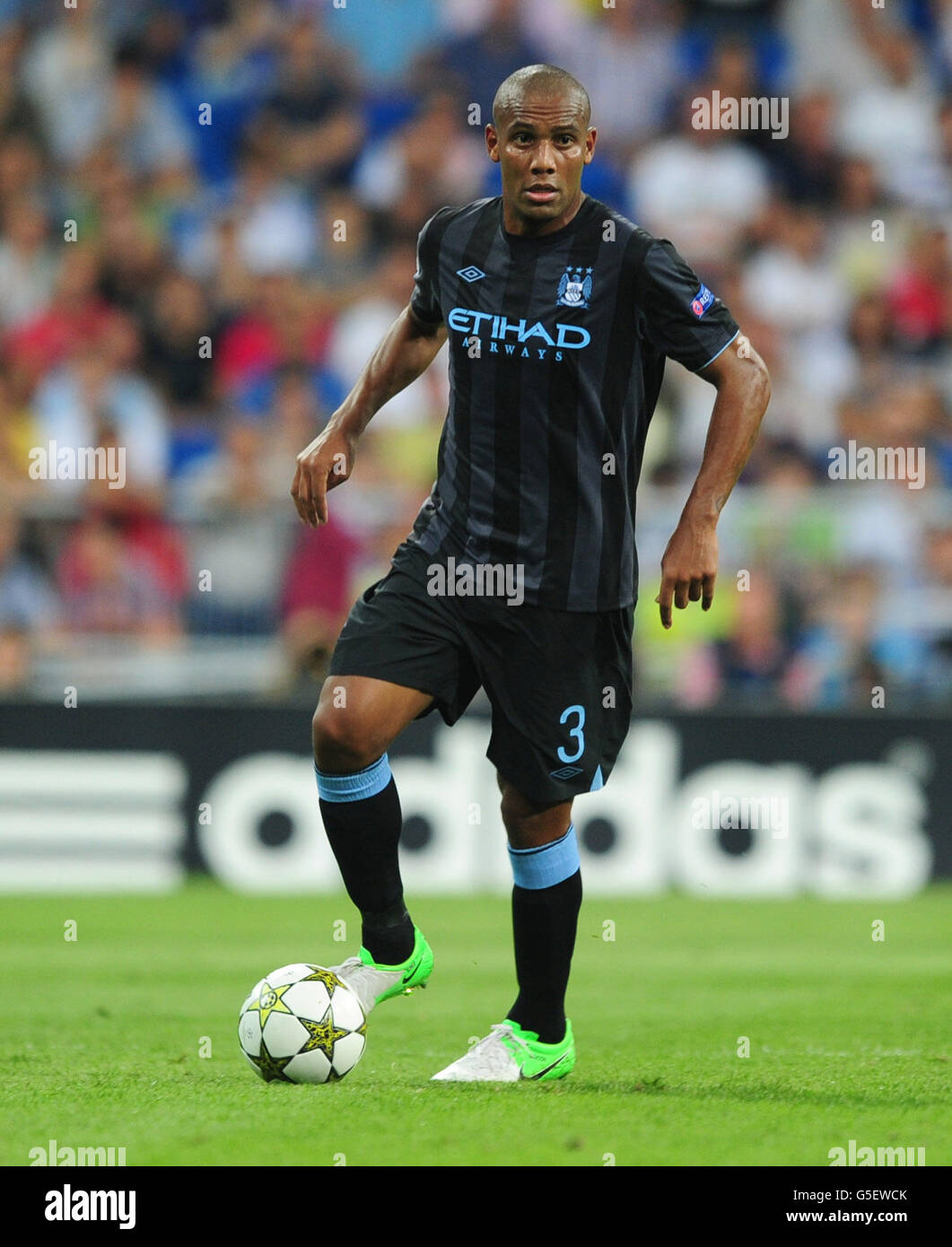 Manchester citys maicon hi-res stock photography and images - Alamy