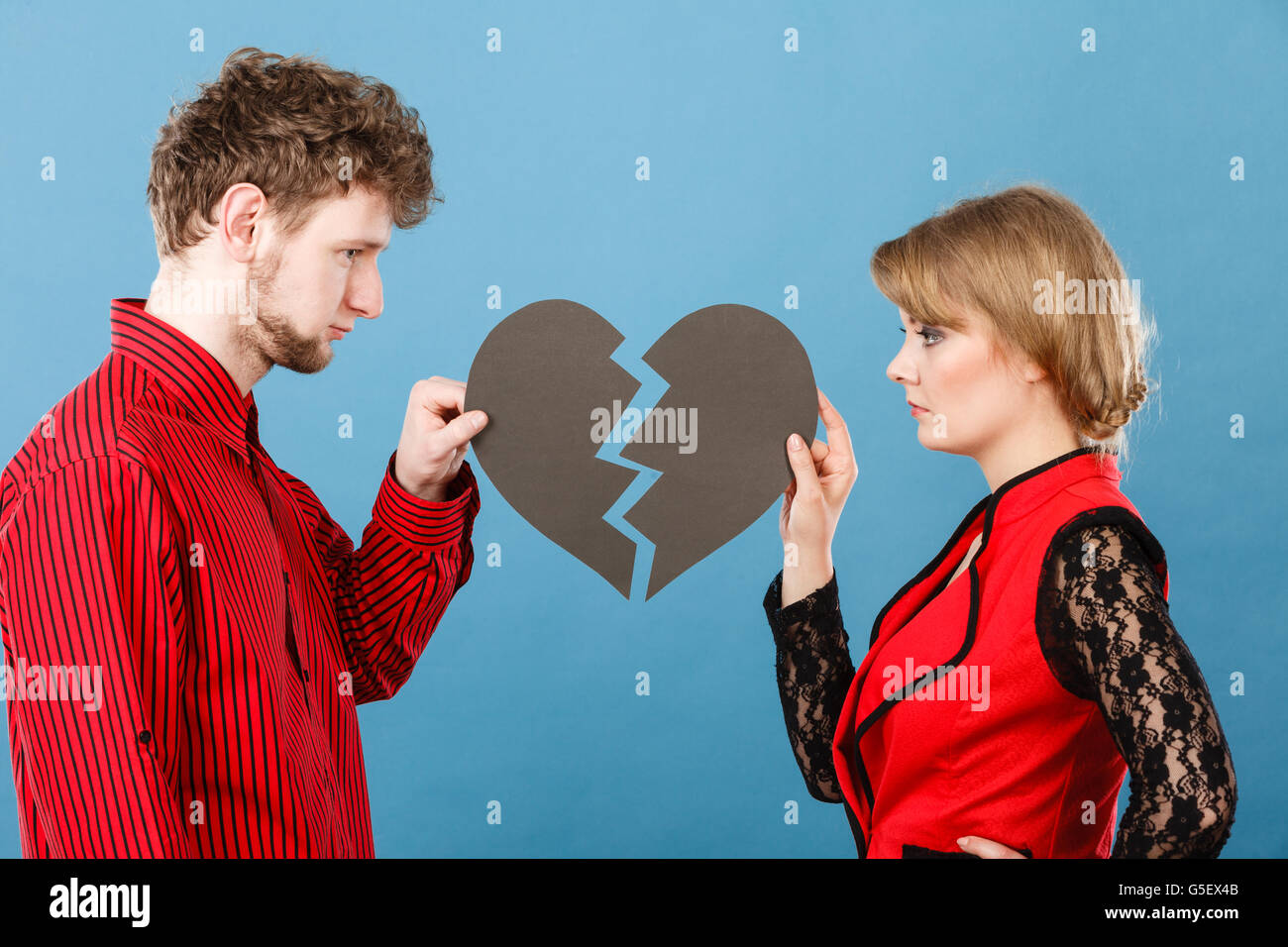 Break up and leave in relationship. Negative emotions between people in ...
