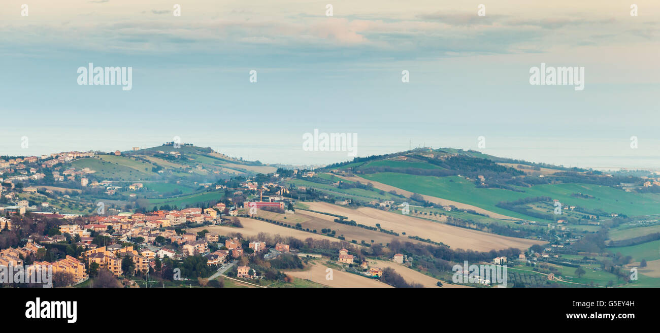 Travel countryside rural landscape hi-res stock photography and images ...