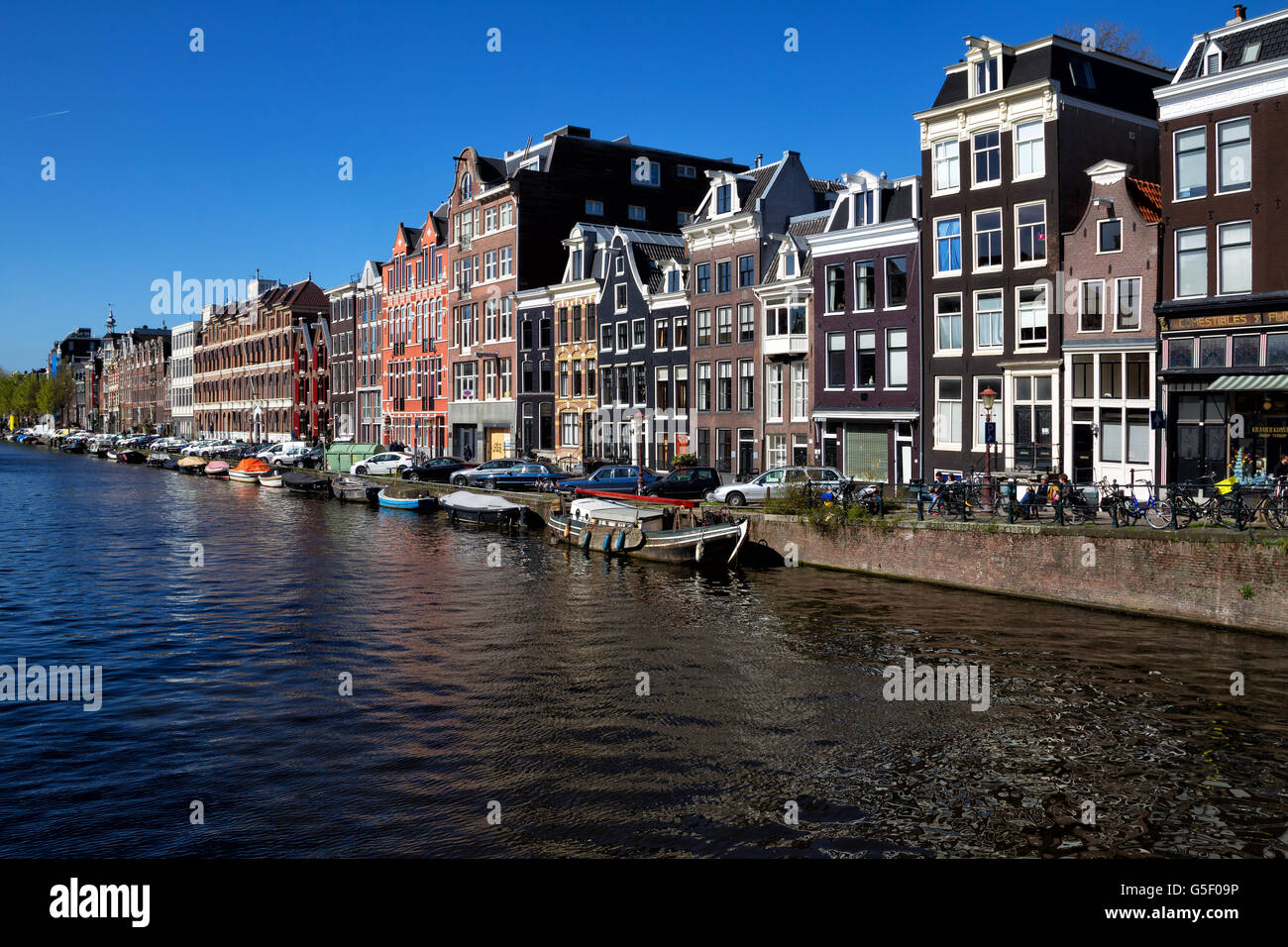Spring amsterdam hi-res stock photography and images - Alamy