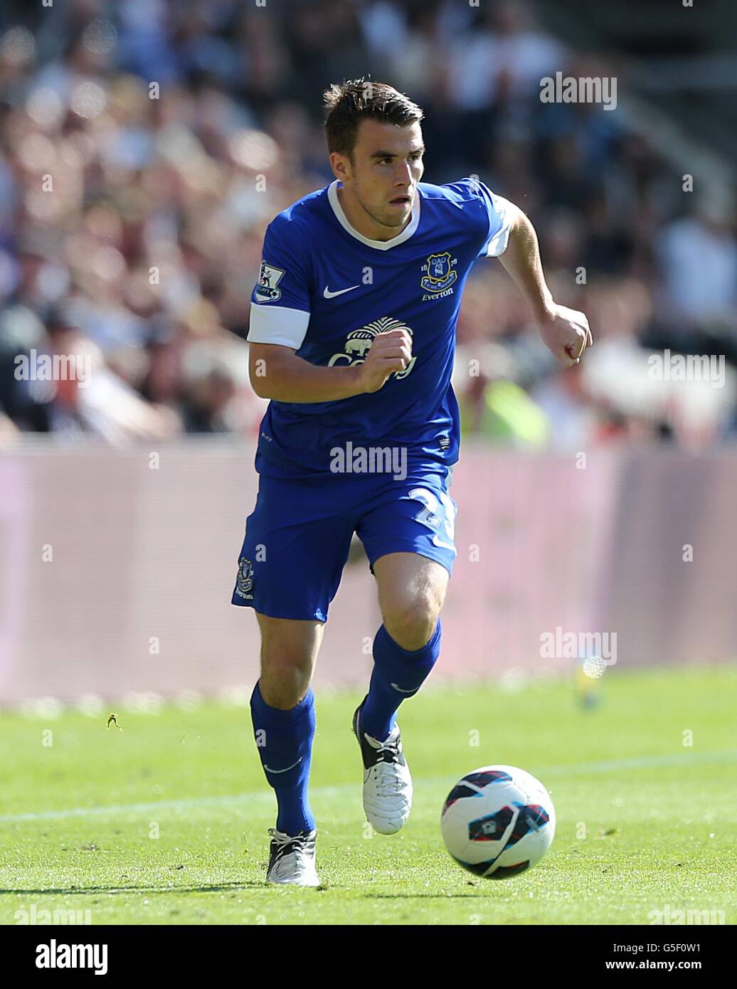 Seamus coleman everton hi-res stock photography and images - Alamy