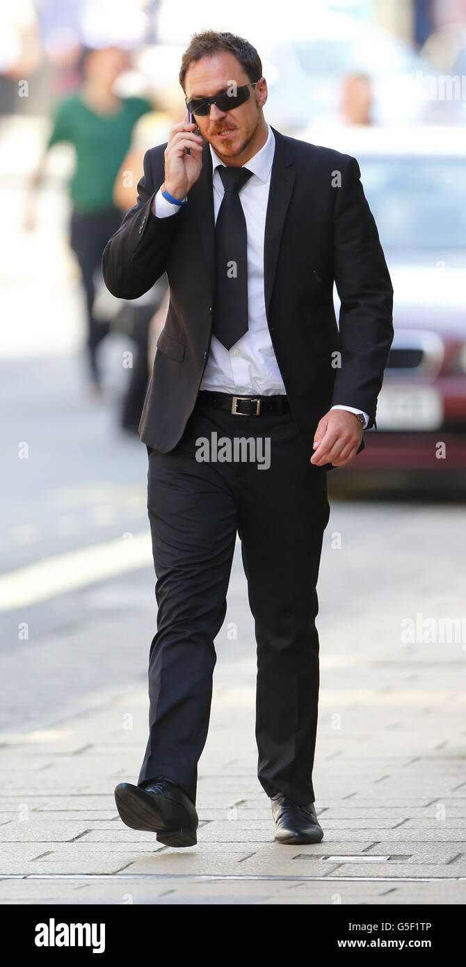 Police officer matthew cherry outside winchester crown court hi-res ...