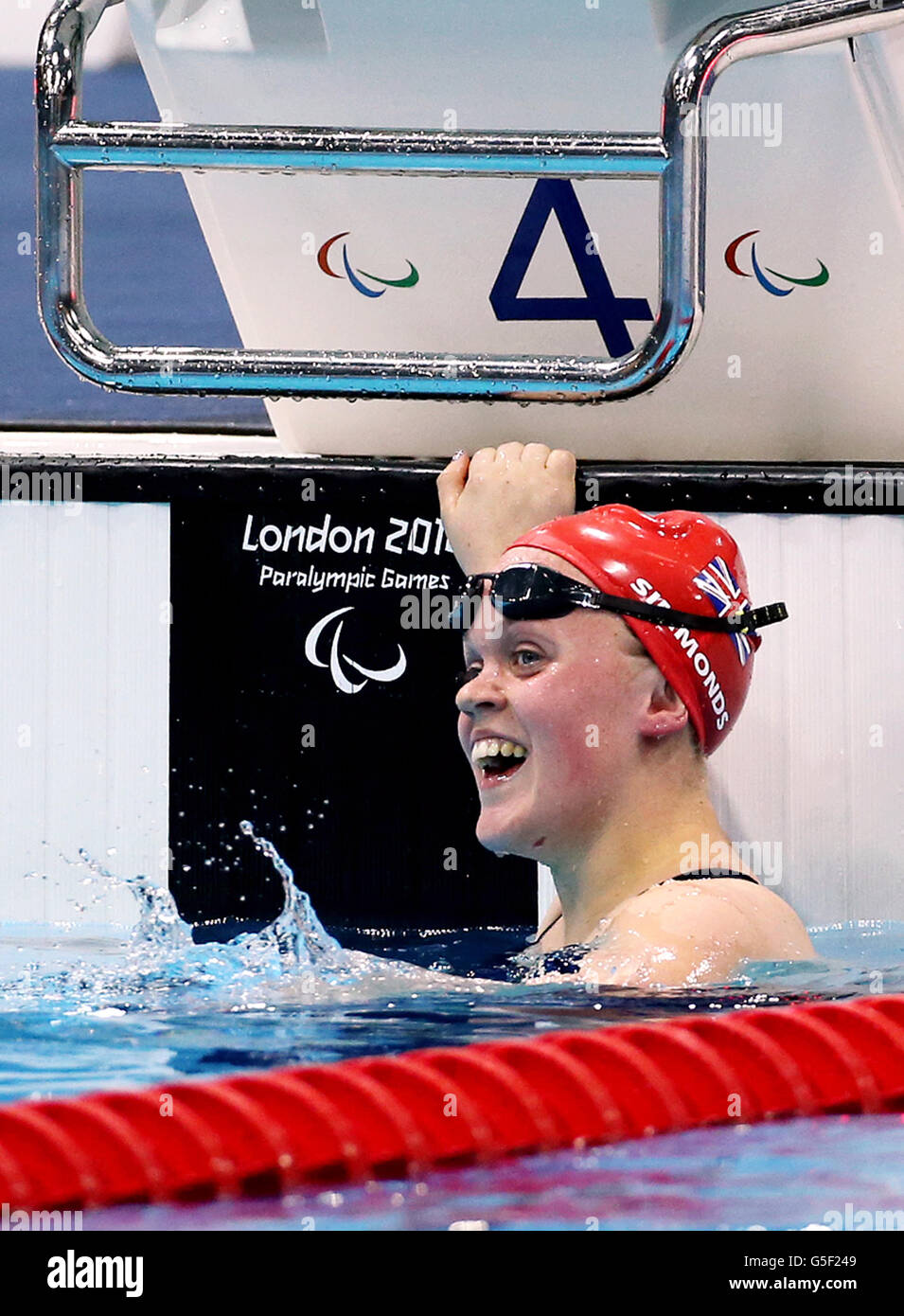 Paralympic swimmer ellie simmonds hi-res stock photography and images ...