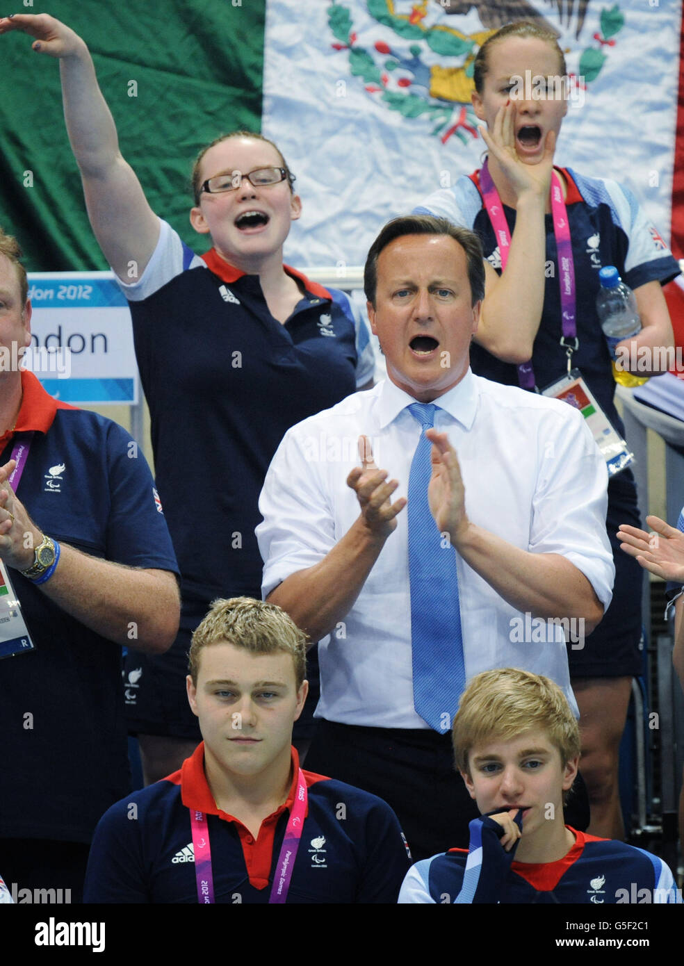 Paralympic swimmer ellie simmonds hi-res stock photography and images ...