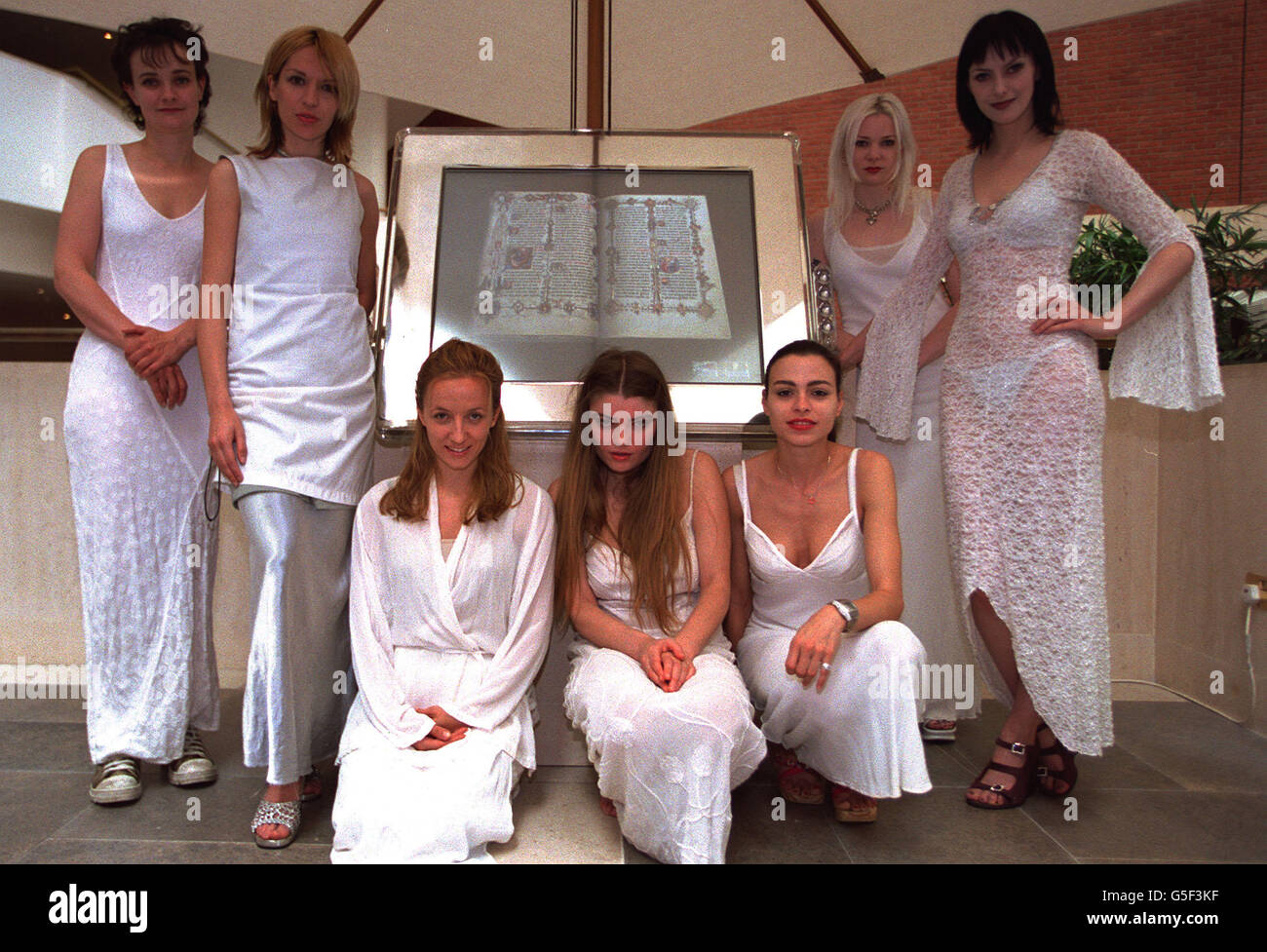 Carmen schneider and marie findley hi-res stock photography and images ...