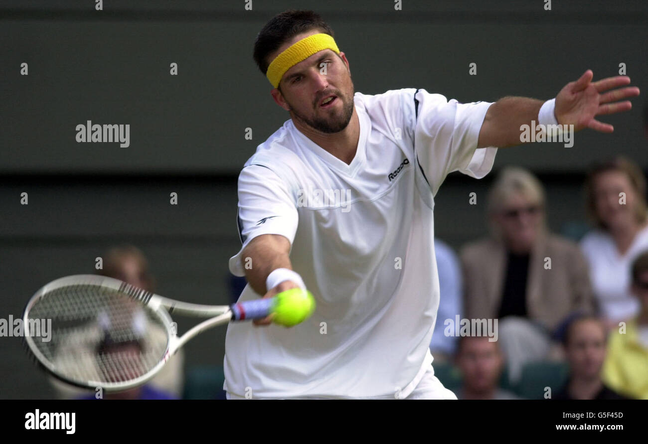 Wimbledon 2001 rafter hi-res stock photography and images - Alamy