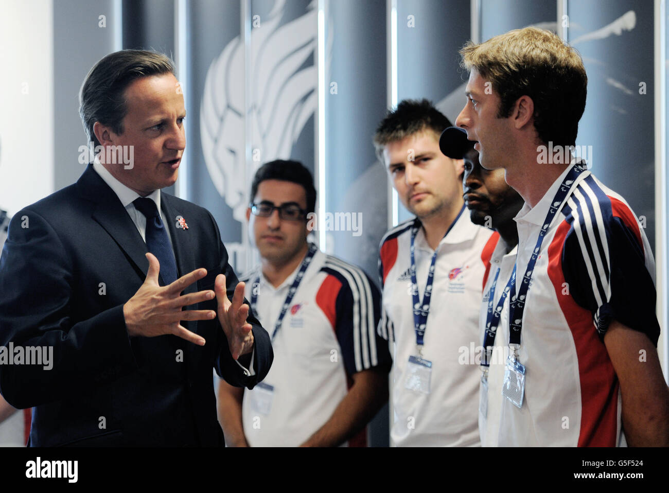 Prime Minister David Cameron meets Team GB Paralympic athletes at ...