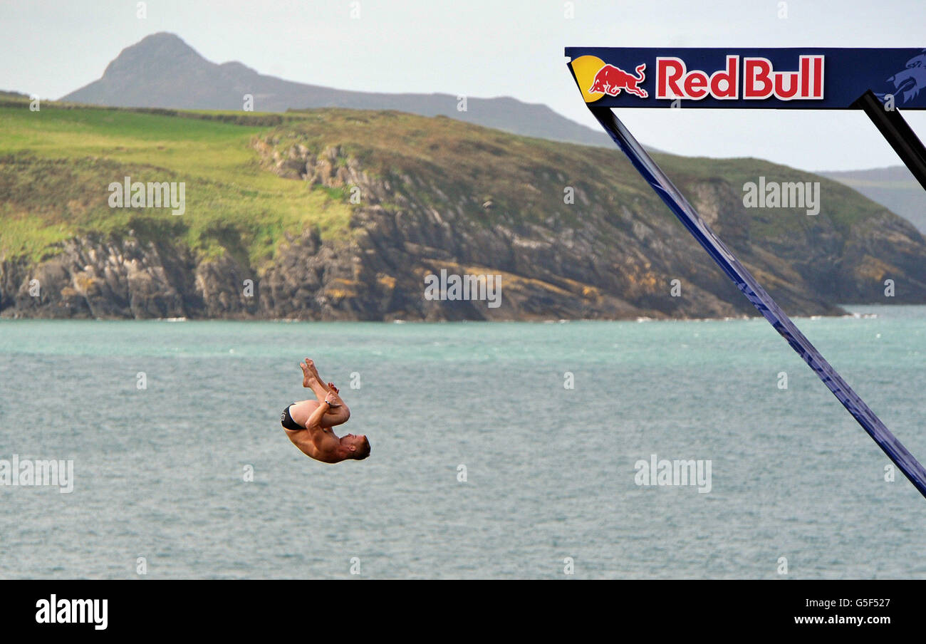 Red Bull Cliff Diving World Series Stock Photo - Alamy