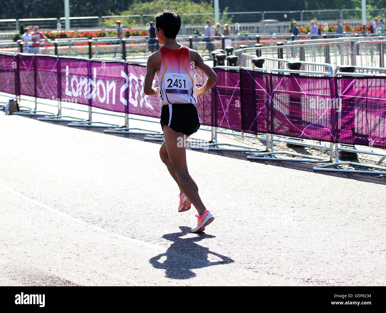 London Paralympic Games - Day 11. Runner takes part in the marathon at ...