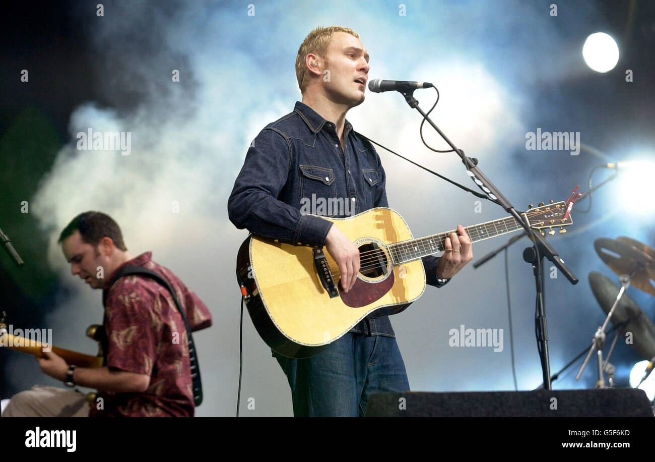David Gray Singer And Wife