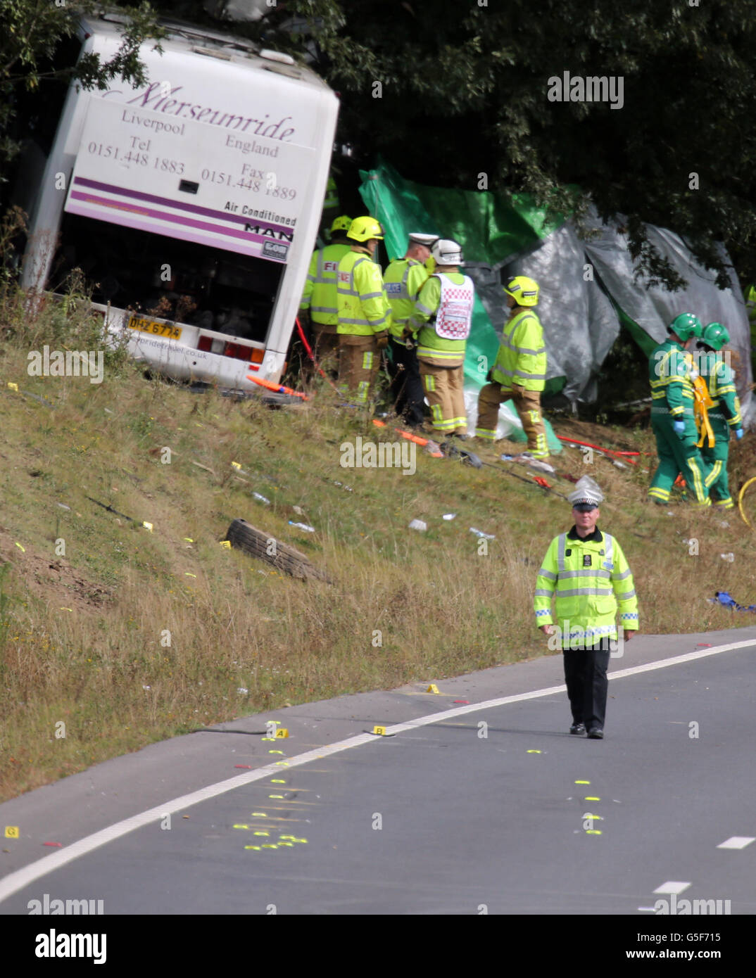The scene of a coach crash hi-res stock photography and images - Alamy