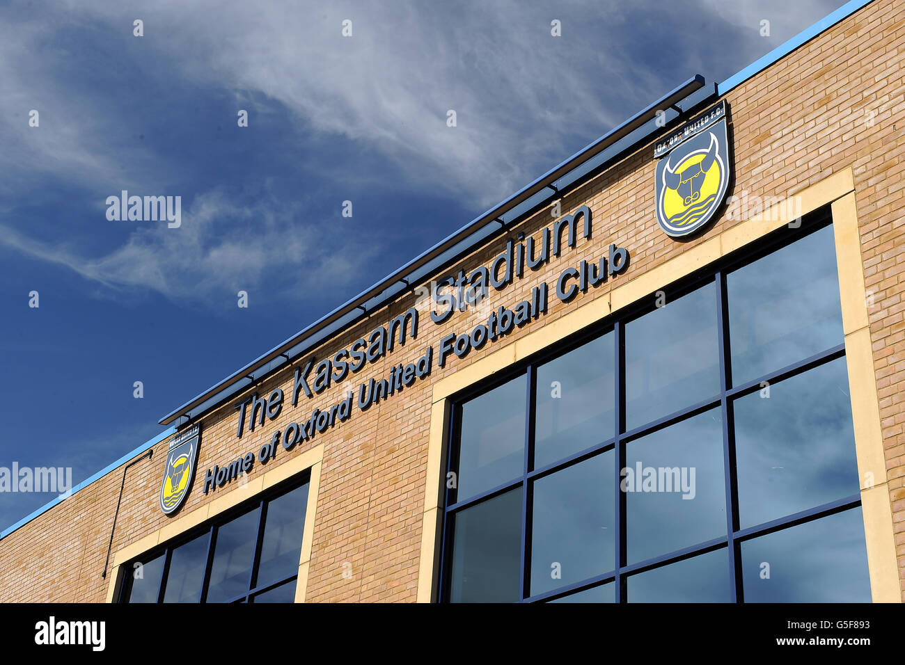 Exeter city stadium general view hi-res stock photography and images ...