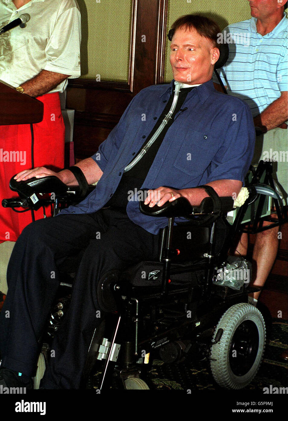 Christopher reeve wheelchair hi-res stock photography and images - Alamy