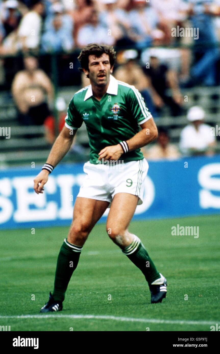 GERRY ARMSTRONG NORTHERN IRELAND Stock Photo - Alamy