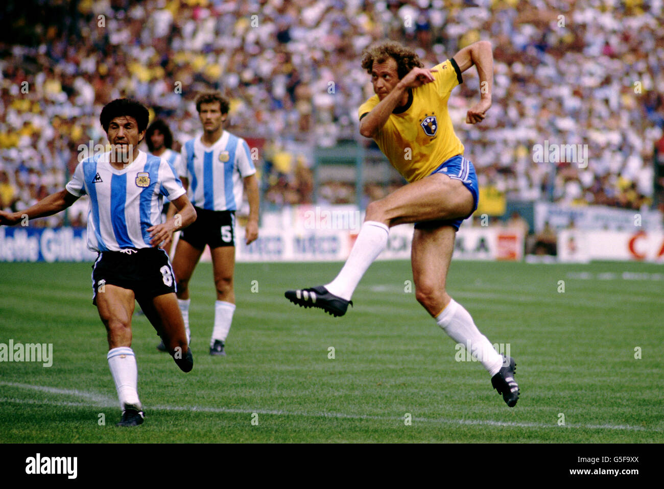 WORLD CUP SOCCER. FALCAO, BRAZIL [v ARGENTINA] Stock Photo - Alamy